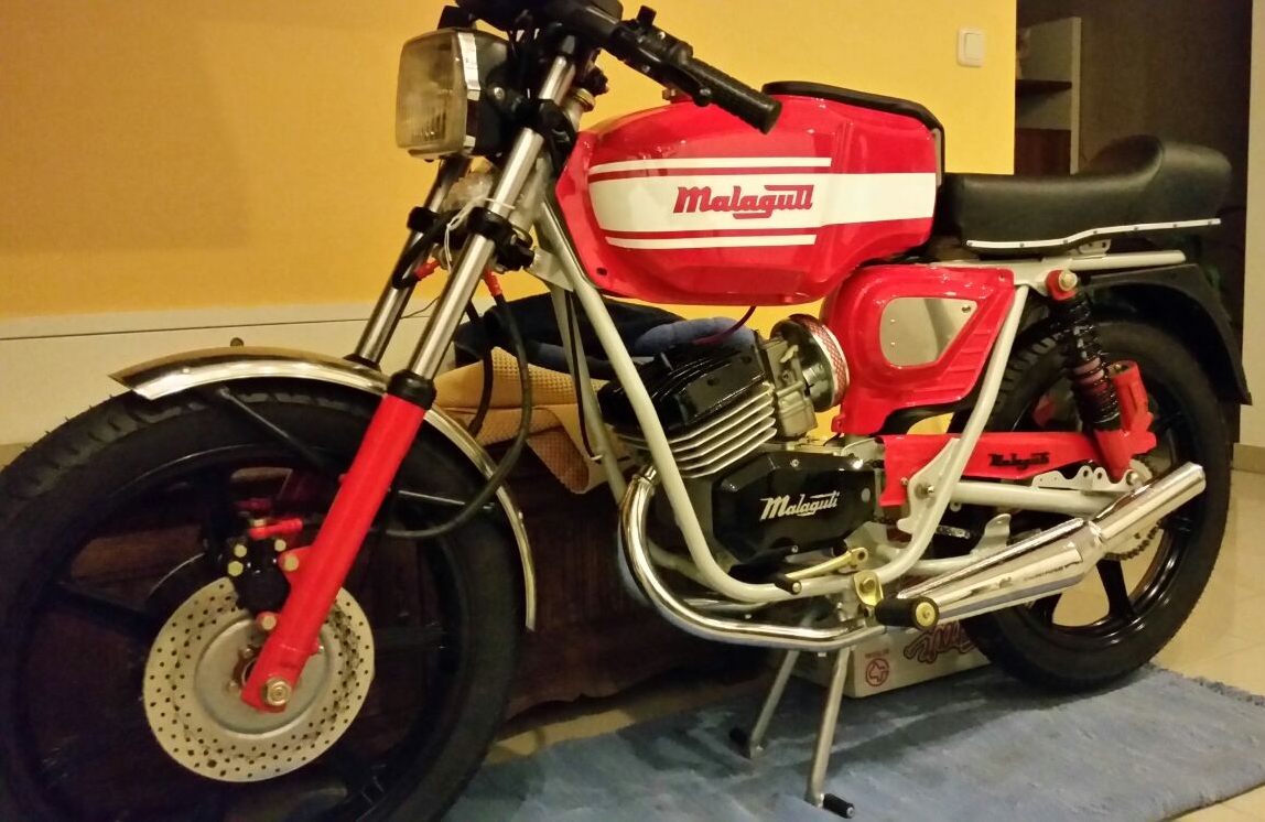 Malaguti Fanpage: Malaguti V4